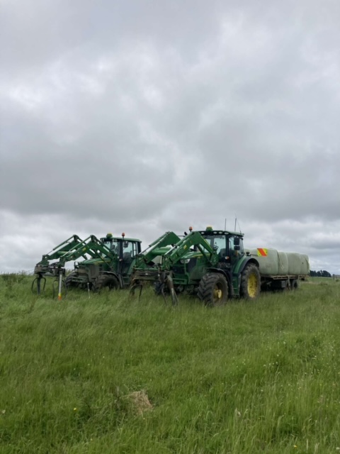 On Farm Carting & Loading | CMC Contracting